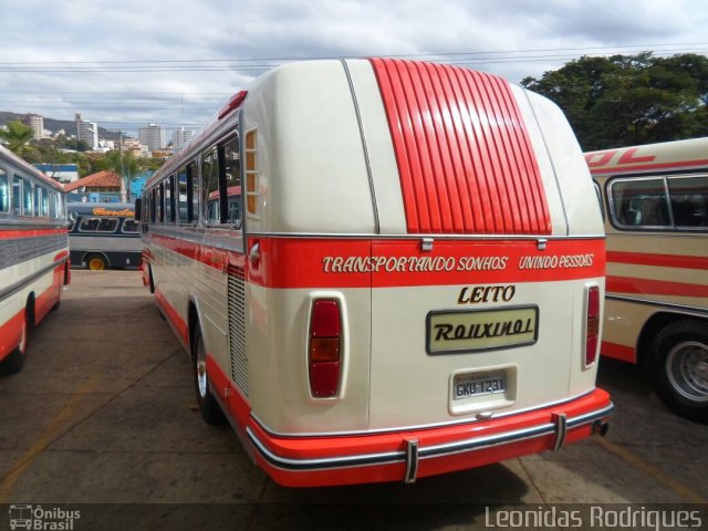 Rouxinol 020 em Pará de Minas por Leonidas Rodrigues - ID:5646354 ...